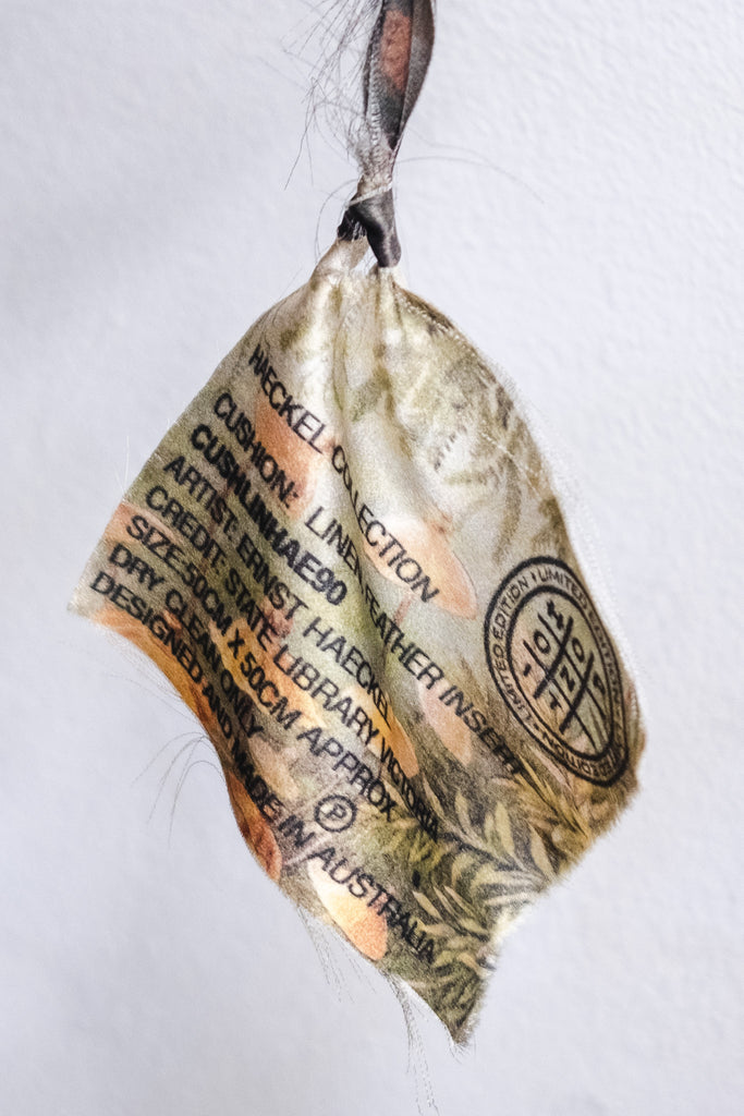 CUSHLINHAE90 Haeckel Muscinae Collection Linen Cushion – E.S.S